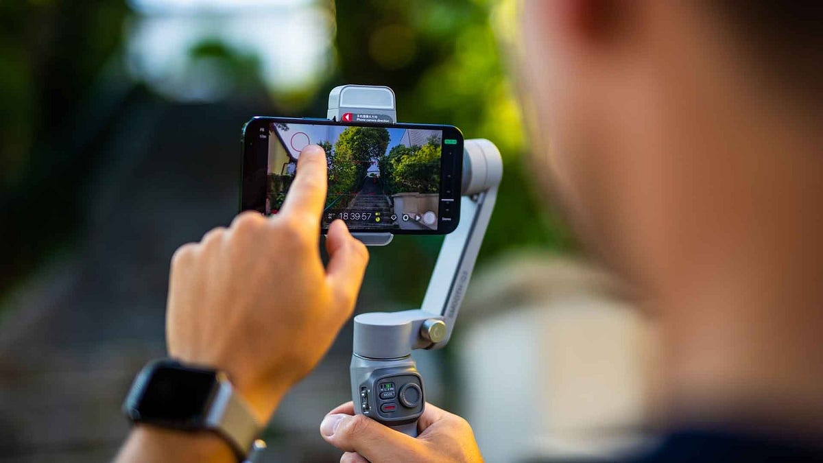 Become Professional Filmmaker Only Using Smartphone | by Mlampah ...