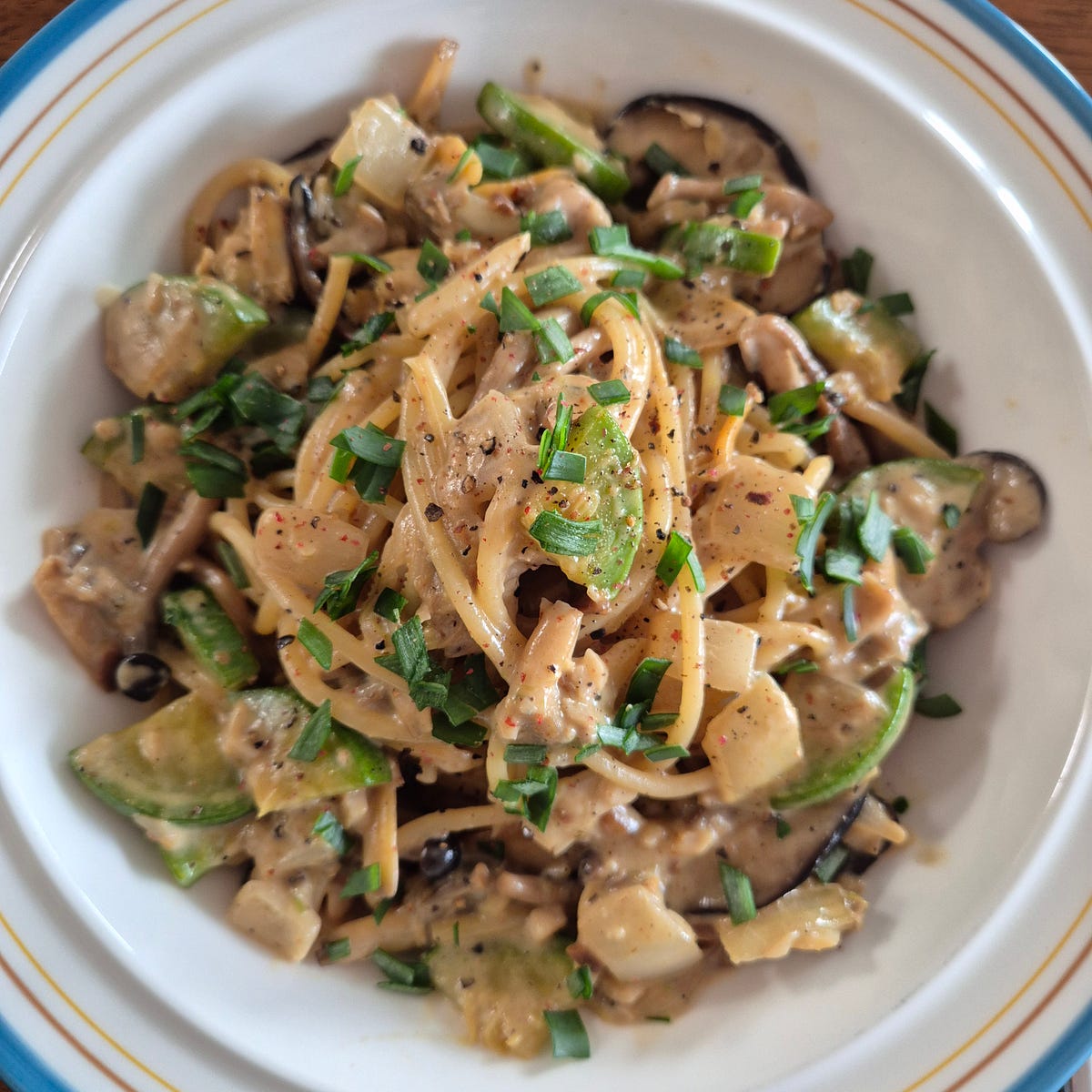 Bon Appétit, Your Majesty: Manila Clam Doenjang Pasta | by Jayou | The ...