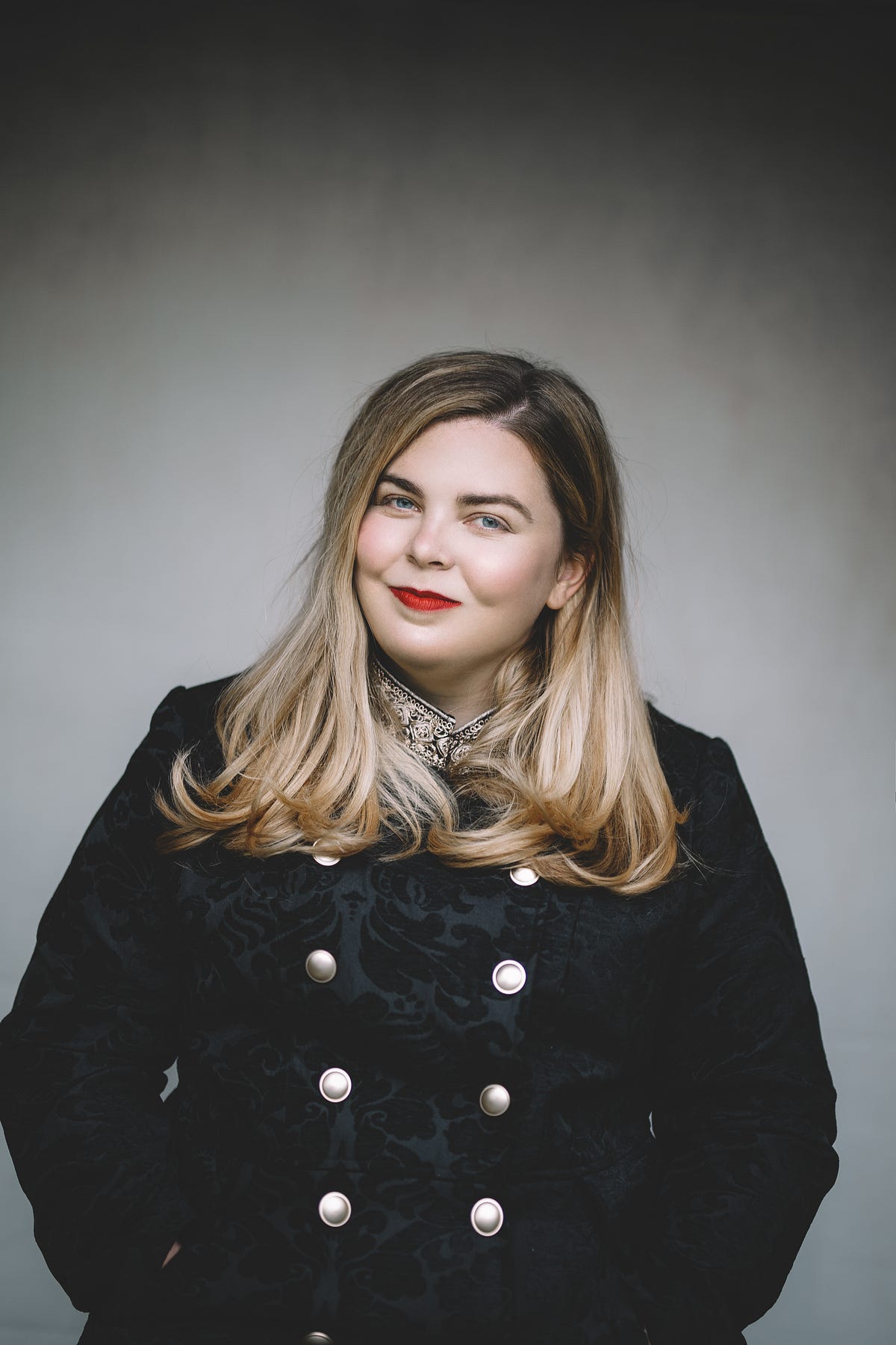 Up Close With: Alwyn Hamilton. Meet the wonderful writers and patrons ...