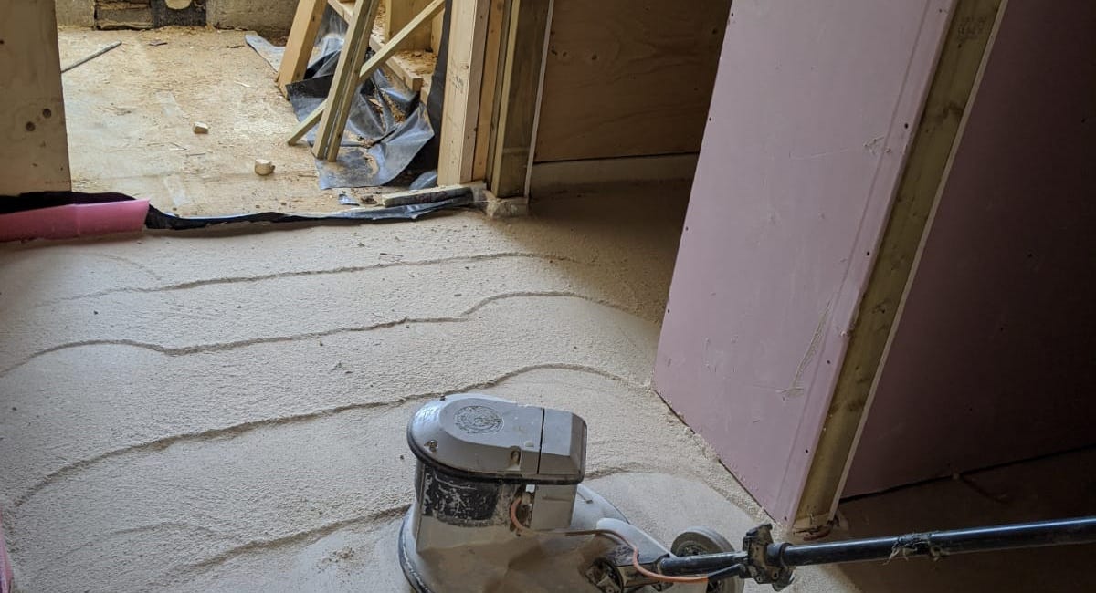 Screed Flooring FAQs — Learn About Screeding and Sand & Cement Screed ...