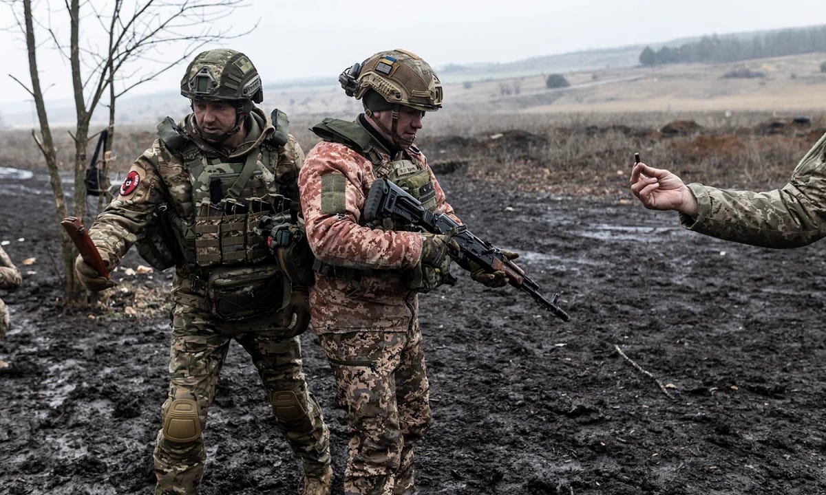 The Two-Front War: Ukraine’s Offensive in Kursk and Russia’s Struggle ...