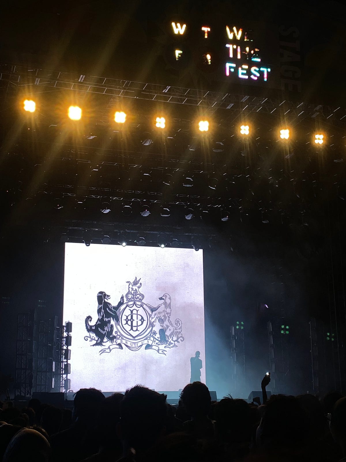 Ritual Musim Panas: Meresapi Euforia Konser We The Fest Dengan Pesona ...