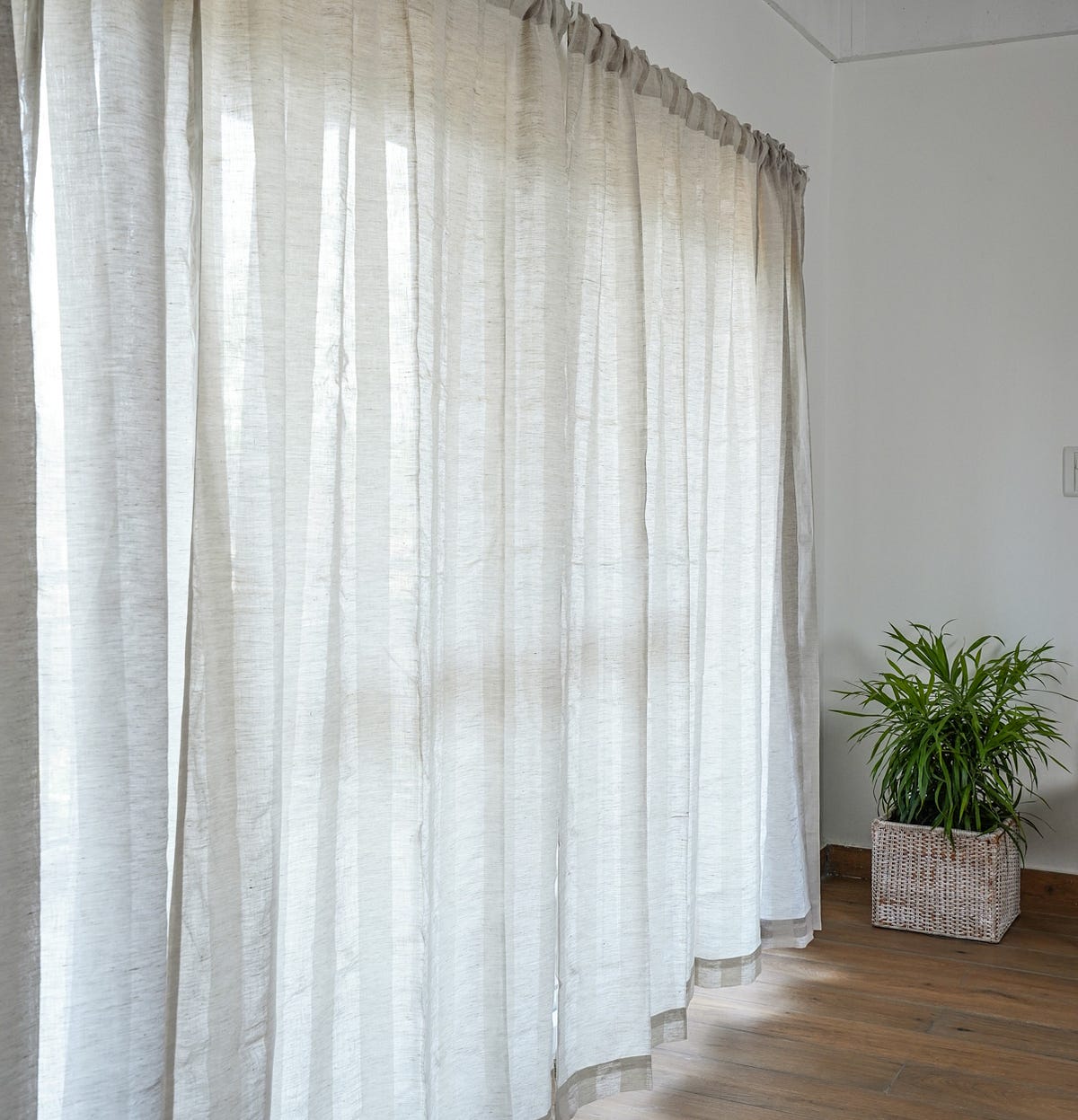 Embracing Elegance: The Timeless Appeal of Linen Curtains | by ...