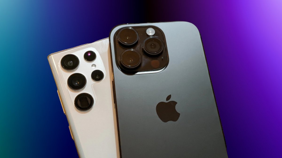 Comparing the iPhone 14 Pro Max and Samsung S22 Ultra: Which one is worth your money? | by J ...