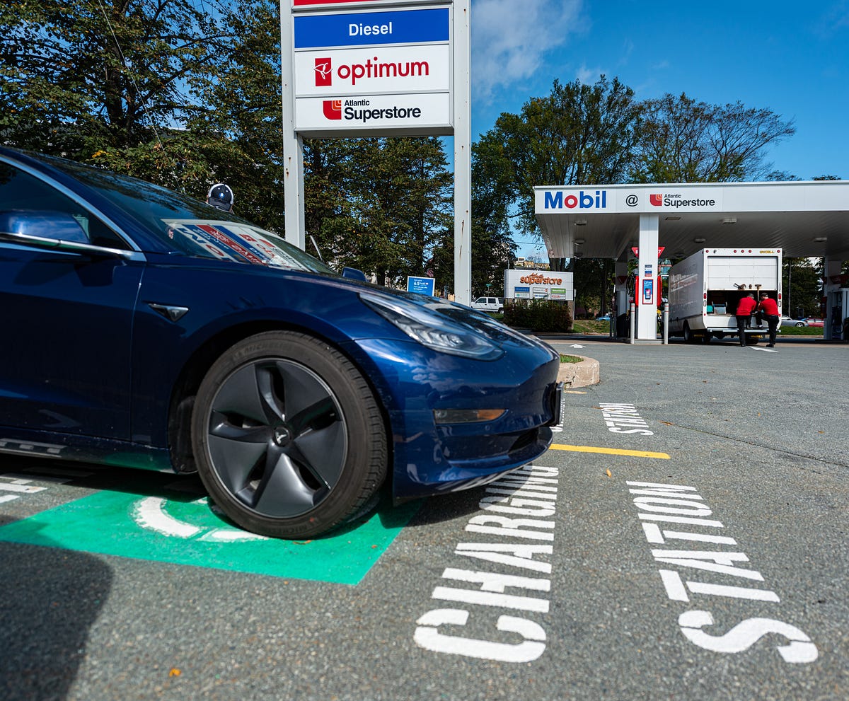 Oil and Gas Companies Maintain Market Leadership by Embracing E-mobility | by Roni Dvir | Medium
