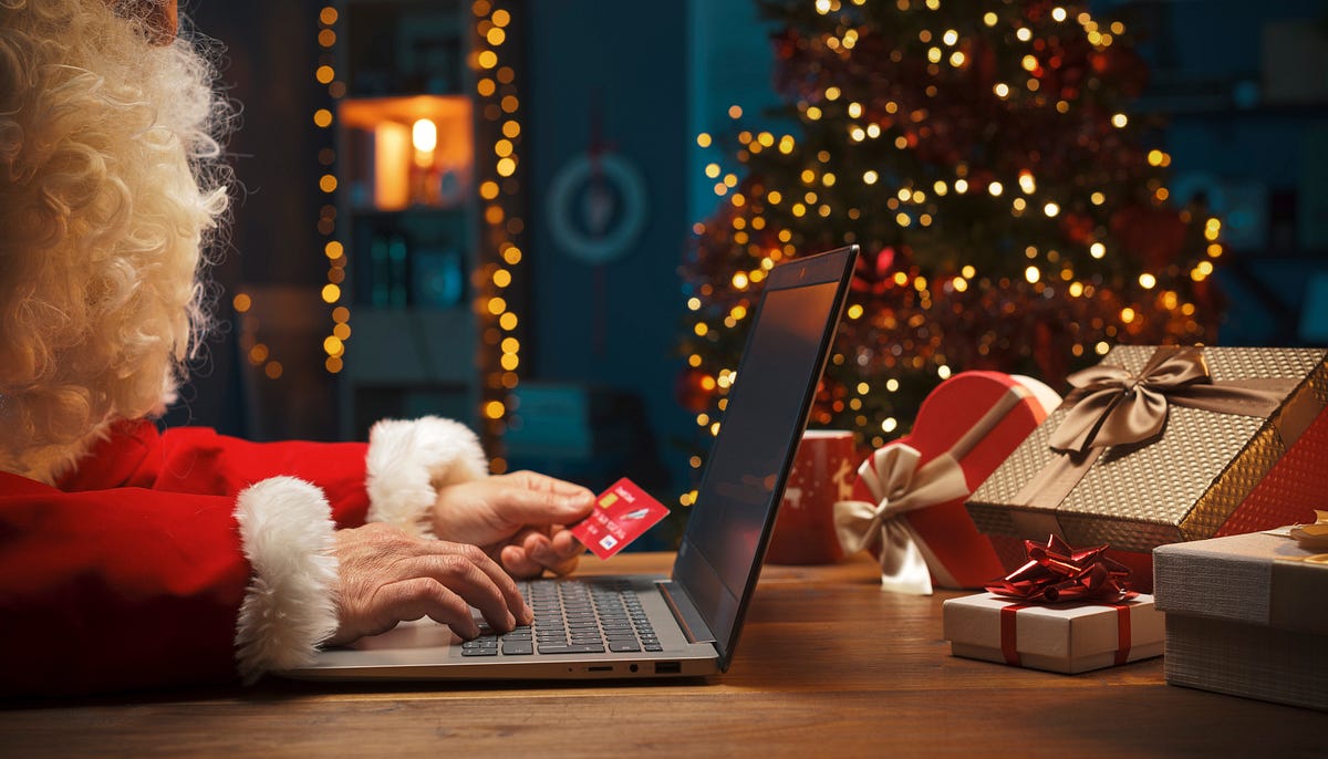 5 Tips to Pitch the Media During the Holidays | by Eric Mitchell | Medium
