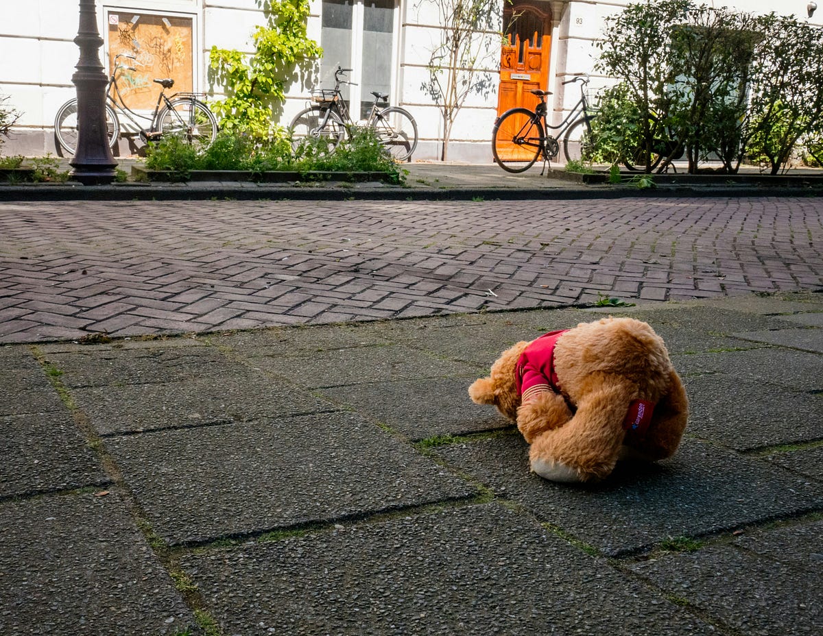 You know your project is in trouble when… | by Kinesis | Oct, 2024 | Medium