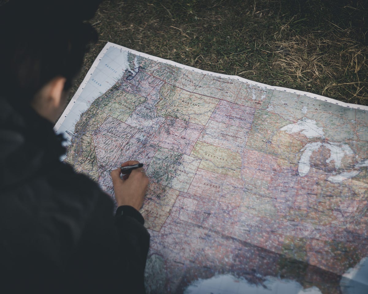Geohash. Geohasing. NearBy Search Queries. MongDB. SocketIO. React ...