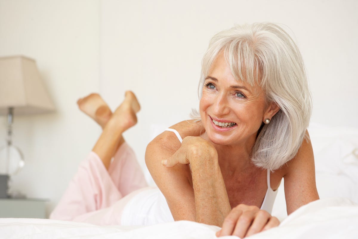 Behind the Teal Loofah: Unraveling the Secret Signals of Senior Desire ...