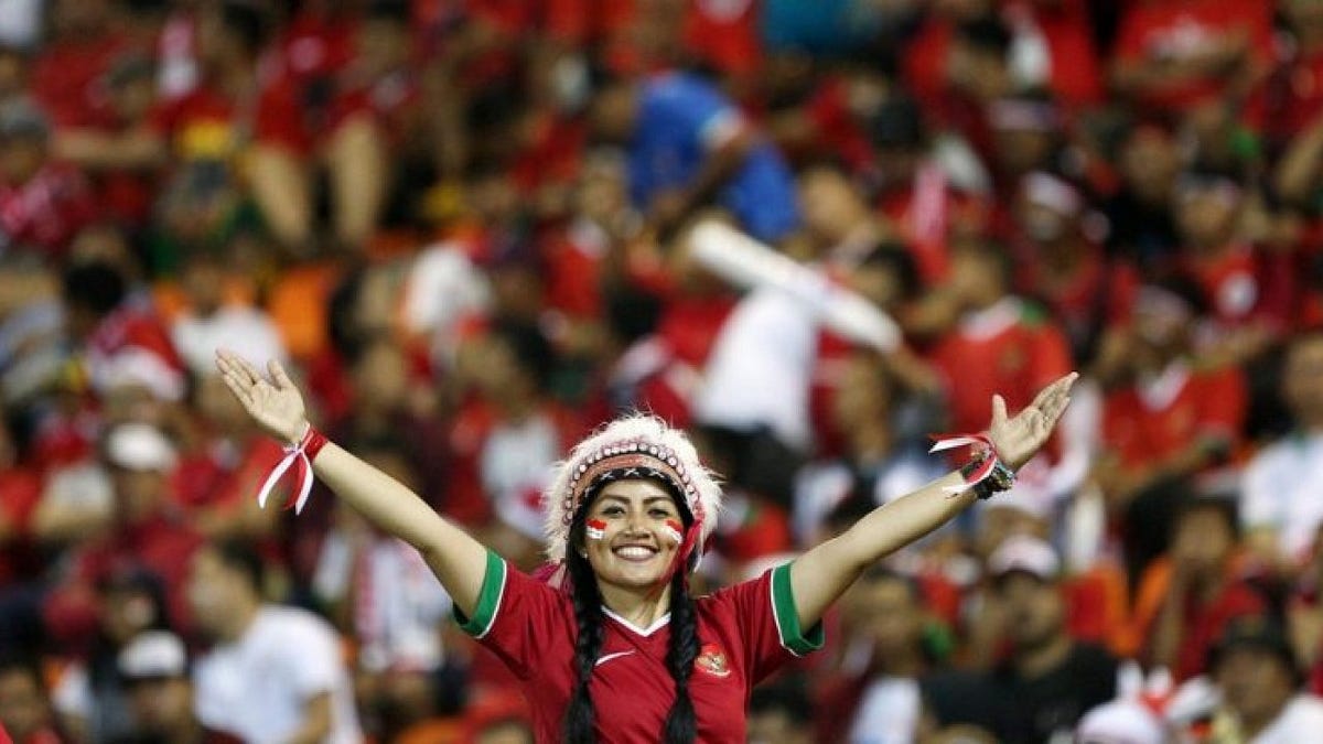 Fanatisme Suporter Bola Indonesia | by ahmadfaisaall | Medium