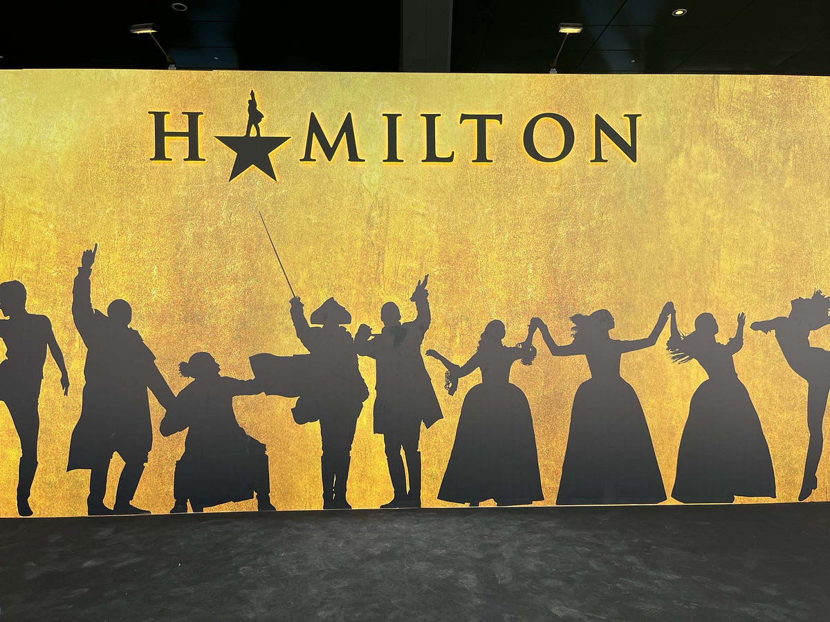 868: Hamilton - Elle Oh - Medium