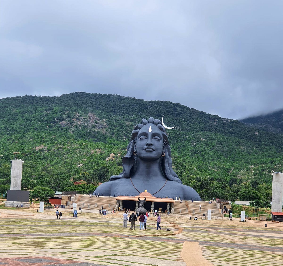 Eyes Opened, Heart Stilled - A Day at the Feet of Adiyogi | by Anju ...