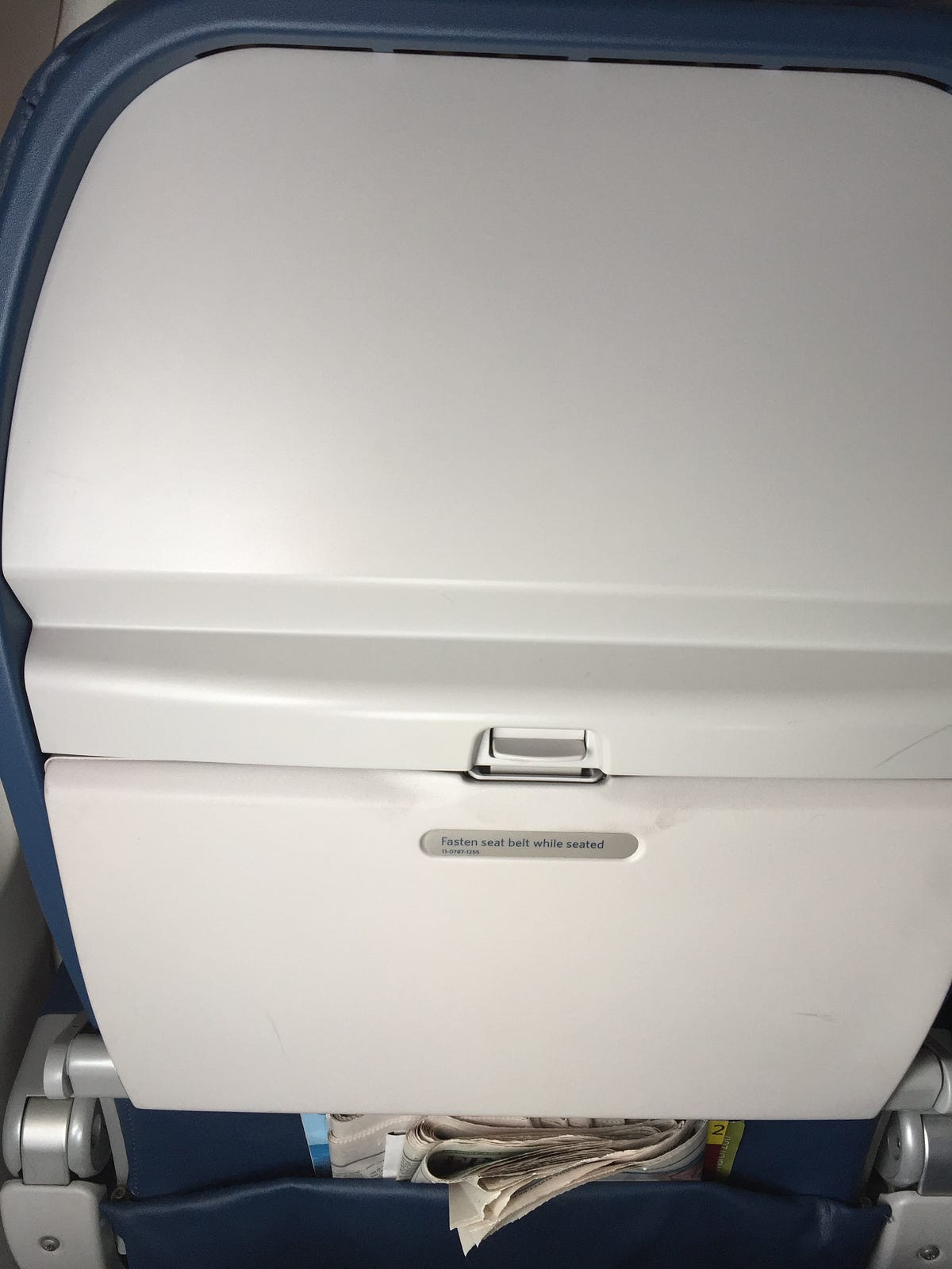 Observations on the design of airplane tray tables | by Jeff Gibson ...