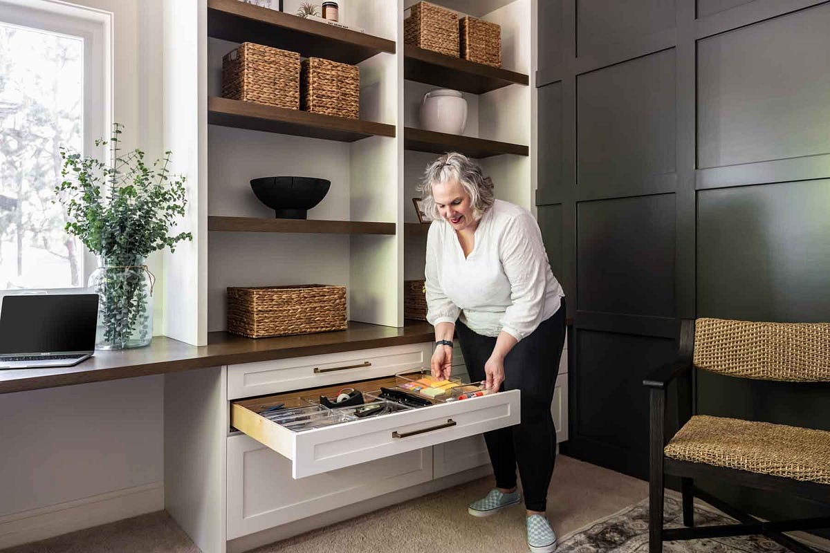 HOW TO BE MORE ORGANIZED: CREATING CALM AND CLARITY IN YOUR HOME | by ...