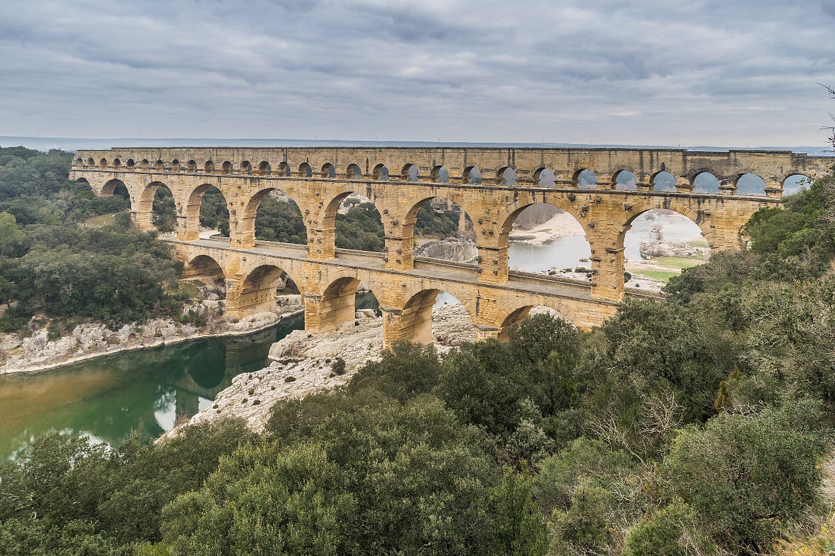 How was the Pont du Gard, the famous ancient aqueduct, built? | by Dark ...