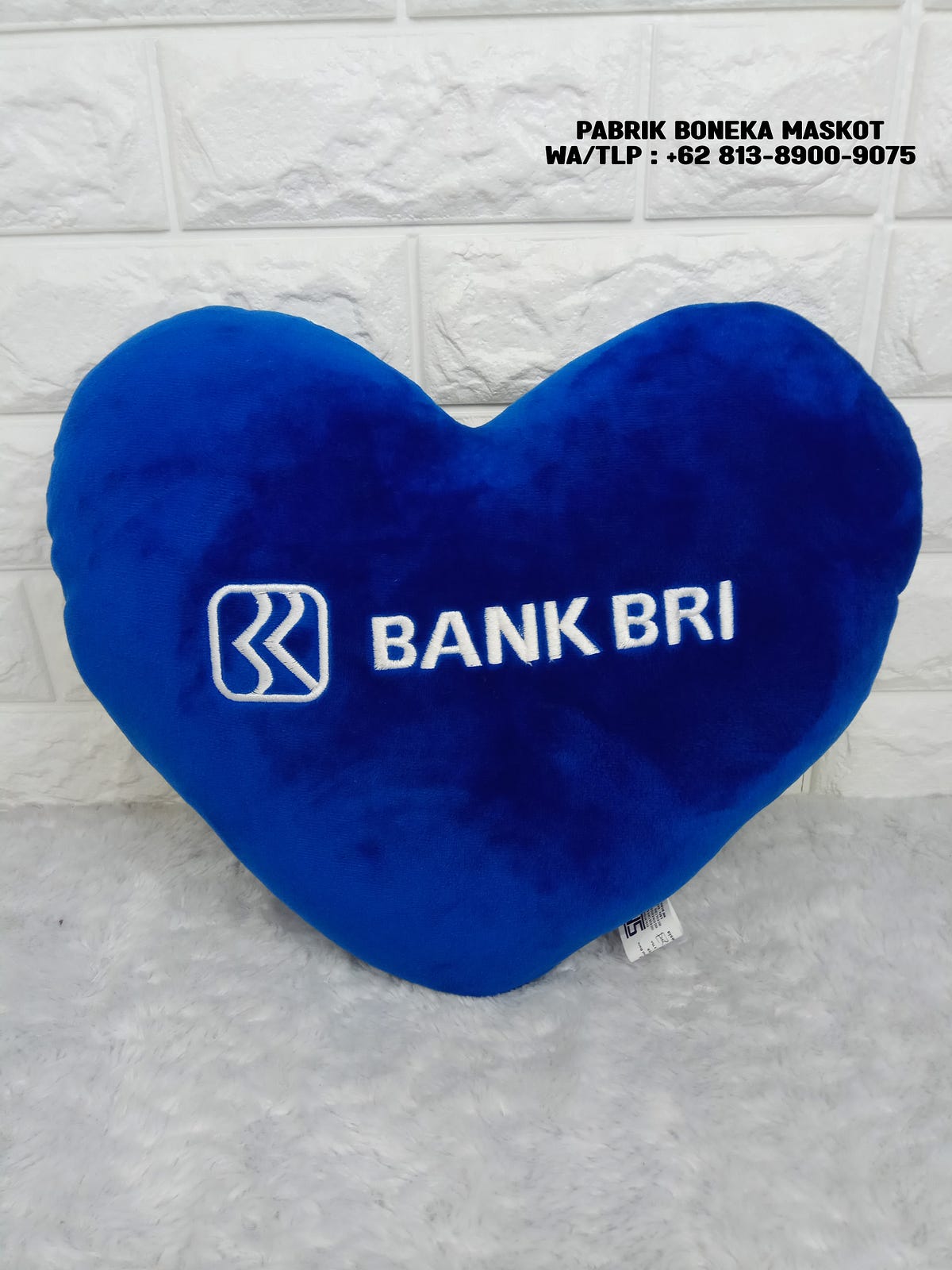 Bantal LOVE, WA/Tlp : +62 813–8900–9075 | by Pabrik Boneka Maskot | Mar ...