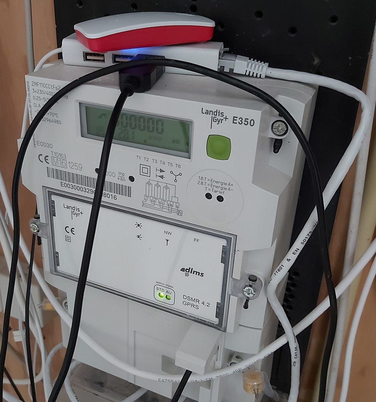 How to read out your smart gas meter with a raspberry pi | by Erik ...