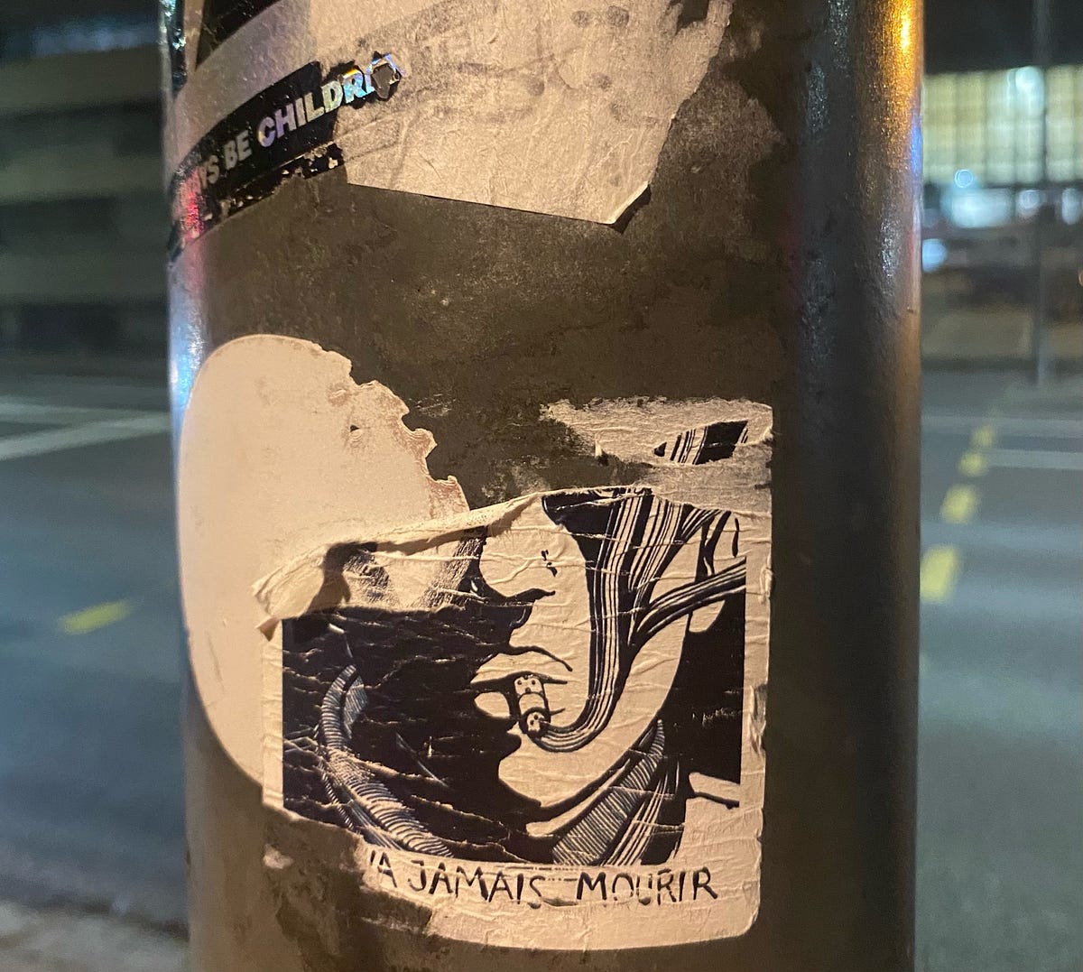 10 minutes de Réflexion: Happy Dead | by Audrey | Oct, 2024 | Medium