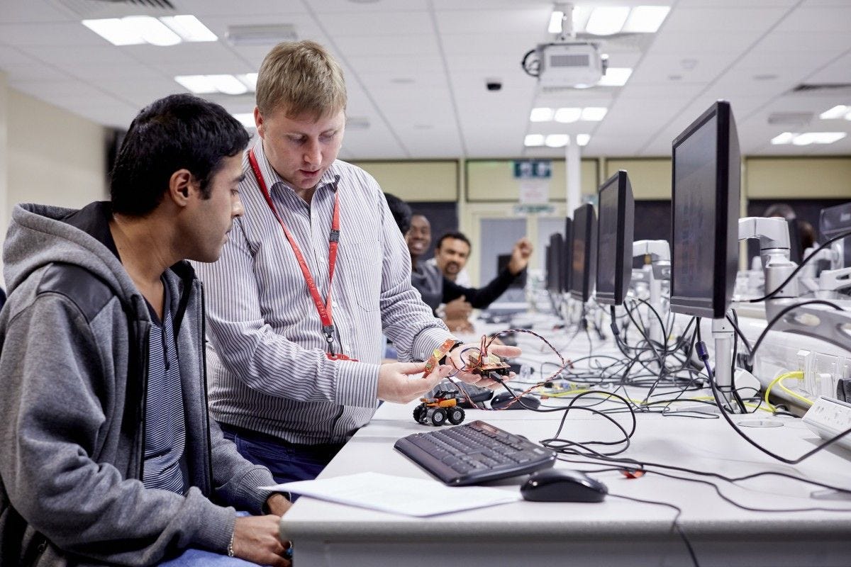 What Can We Learn from BSc IT In University of Bedfordshire? | by ...