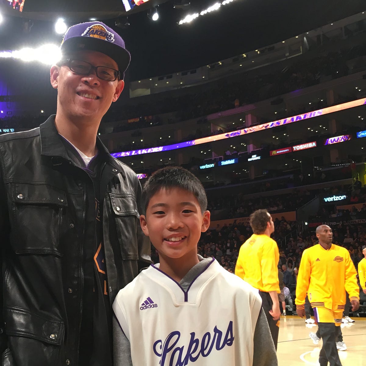 A Lakers season ticket holder remembers 20 years of Kobe | by D. Ho ...