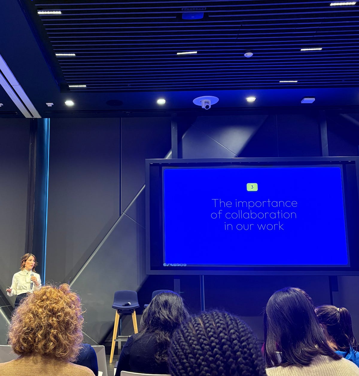 From Curiosity to Leadership: How Women are Paving the Way in AI | by ...