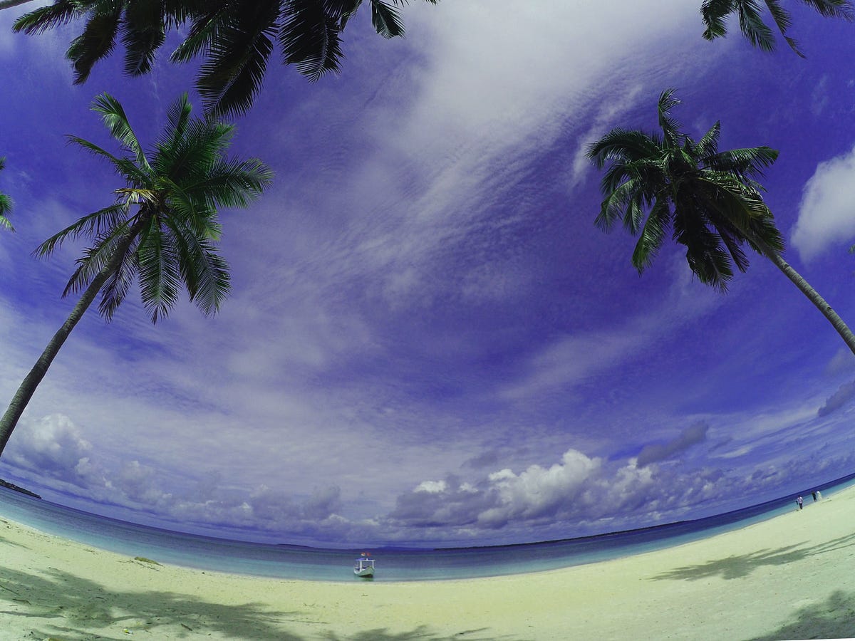 Wallpaper in real life. Apa wallpaper laptop/hp kalian… | by hkuna ...