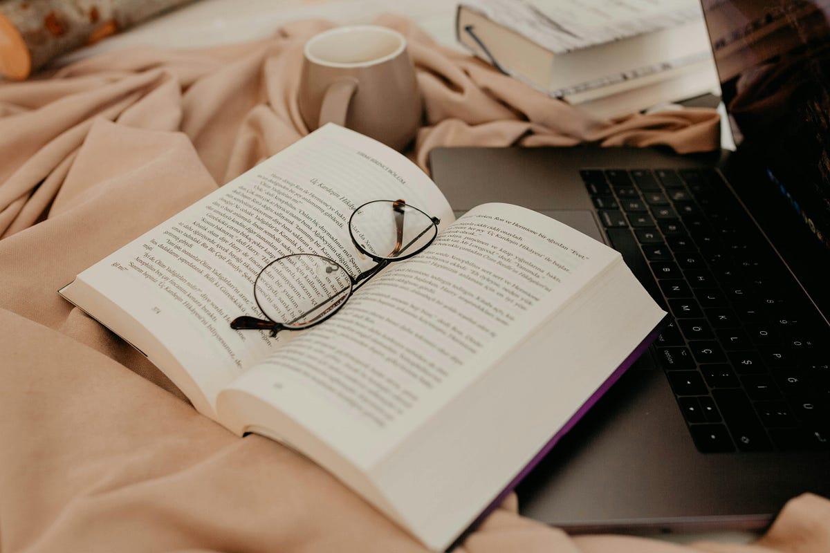 The Power of Storytelling in Content Marketing: Engaging Audiences ...