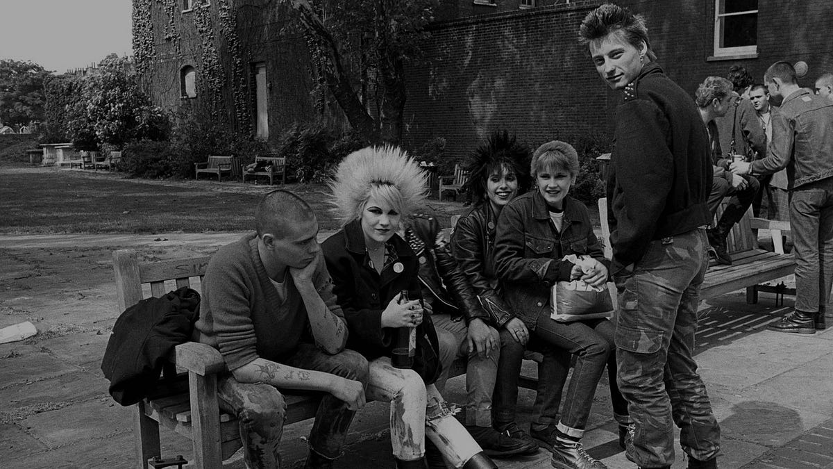 Punk: Fashion atau Passion?. Ditulis oleh Puja Nurkholifah | by Good ...