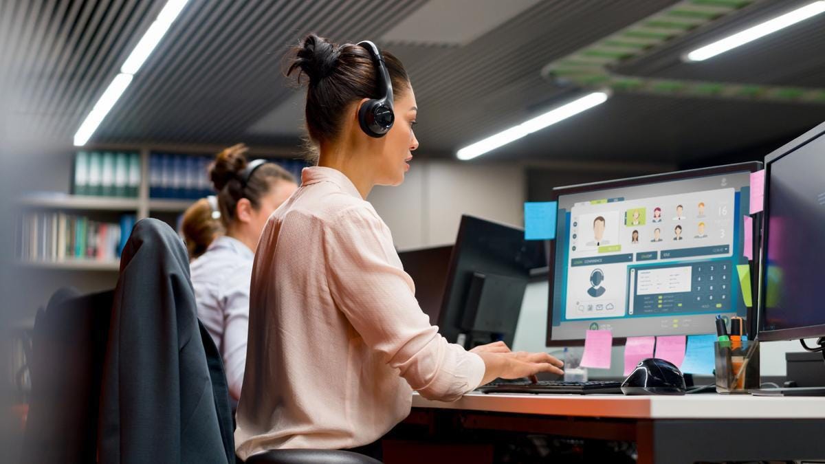 Call centre forces staff to work in office with ‘body of colleague’ who ...