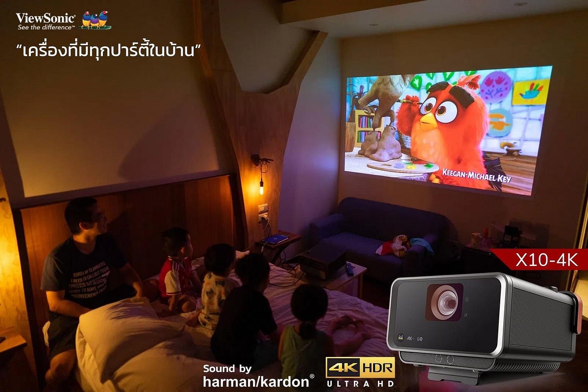 Projector - Projector LifeStyle - Medium