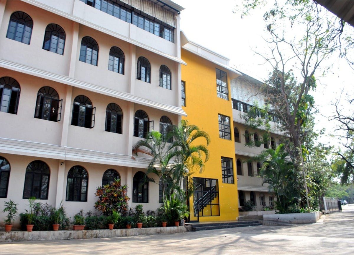 Universal School: The Best IGCSE School in Tardeo | by Tardeo Universal ...
