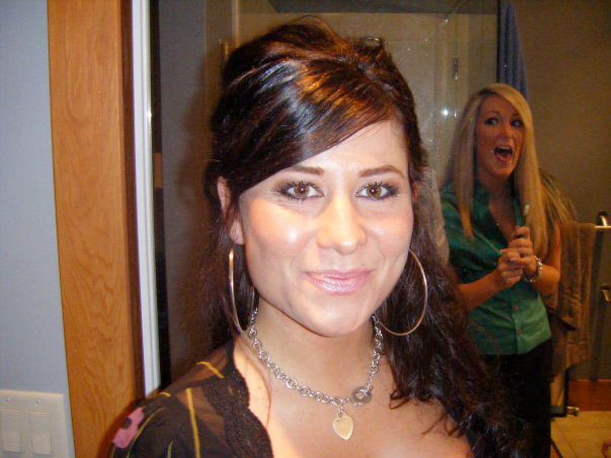 The Shocking Murder of Lindsay Buziak: Realtor Lured to Fake House ...
