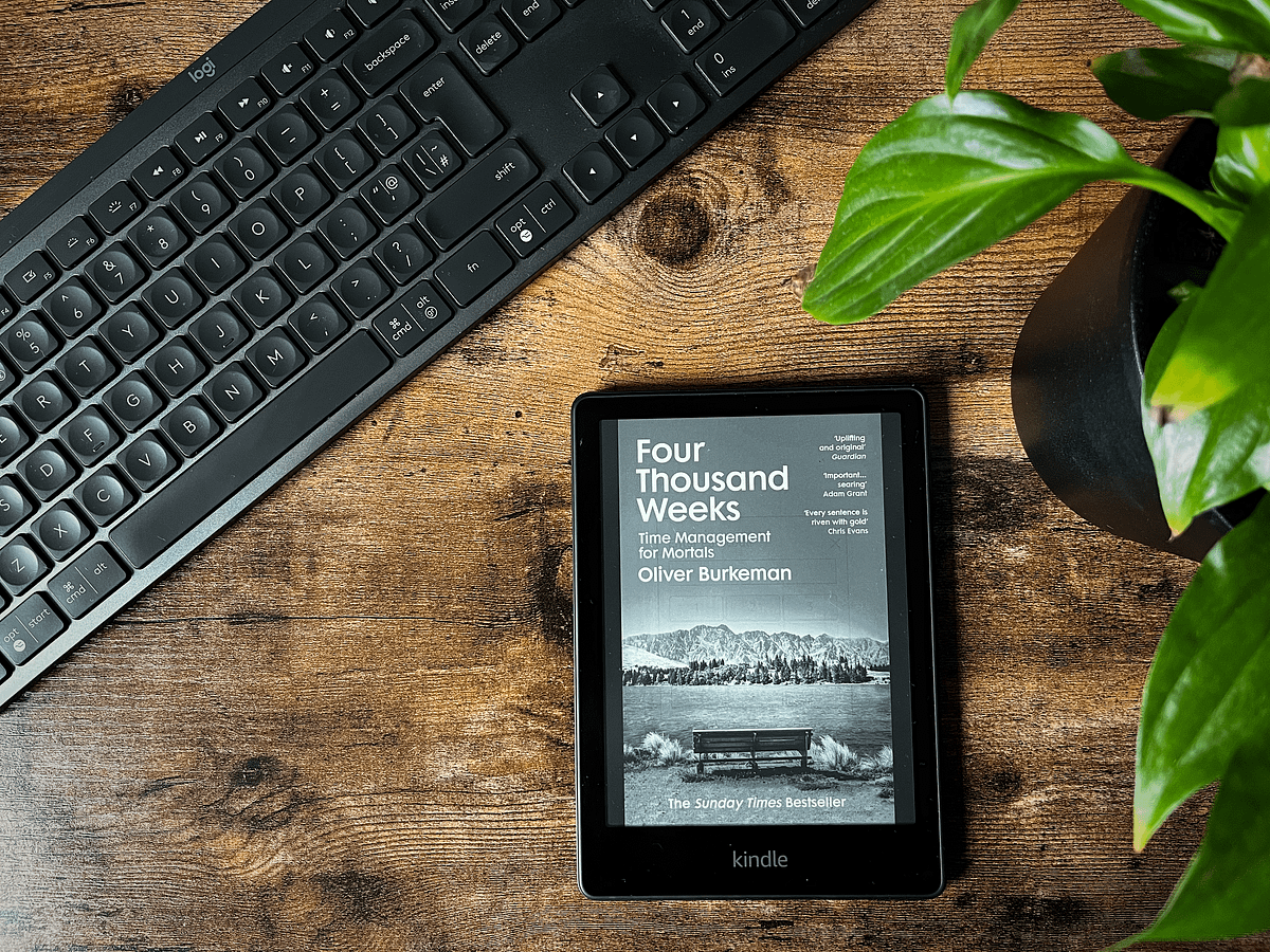 Four Thousand Weeks Book Summary (Oliver Burkeman) | ILLUMINATION