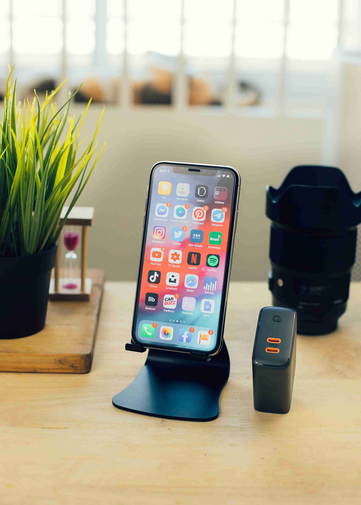 Unveiling the Top 8 Mobile App Development Trends in 2024 | by patrica ...