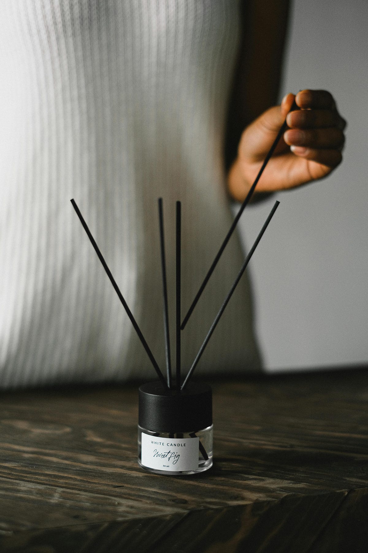 Easy DIY Natural Scents to Keep Your Home Smelling Fresh | by Your ...