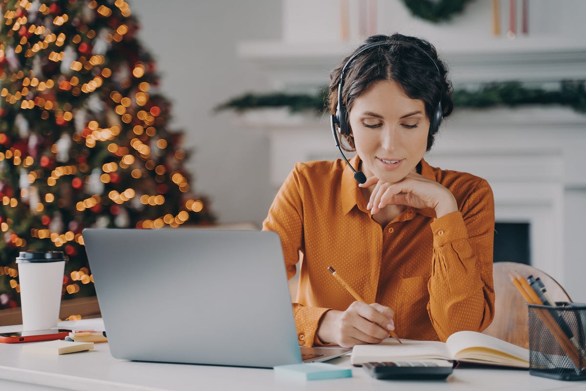 How to Be a Top Entrepreneur During the Holidays from a Publicist’s ...