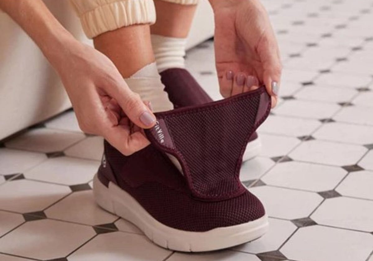 Diabetic Shoes for Women: A Guide to Comfort and Support | by Sohail ...