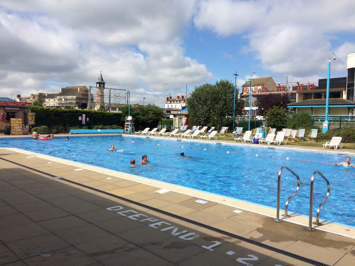 EMBASSY, SKEGNESS. 24th June 2017 | by Lido Road Trip | Medium