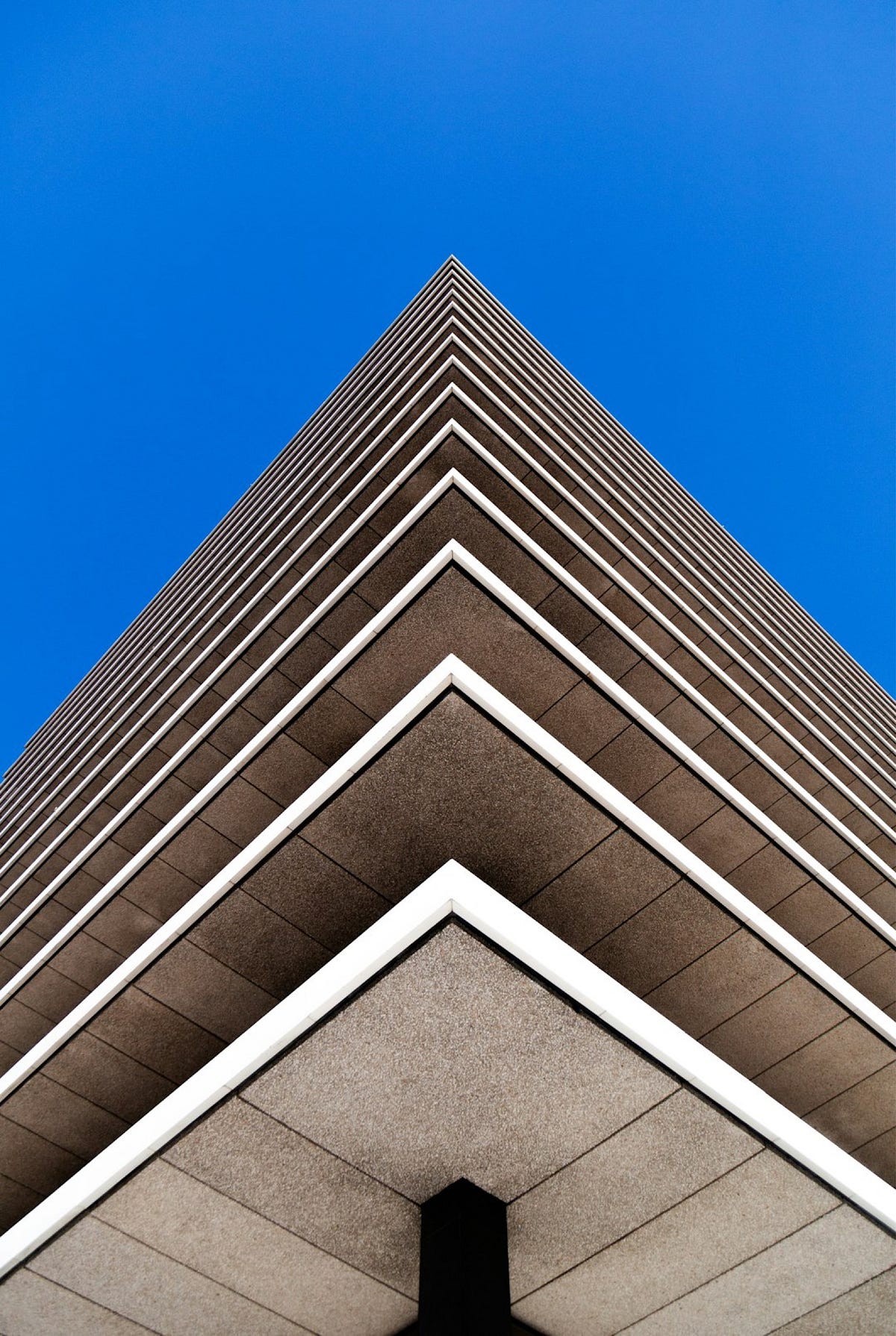 The Subtle Art of Managing Up: Why True Leadership Starts from the ...