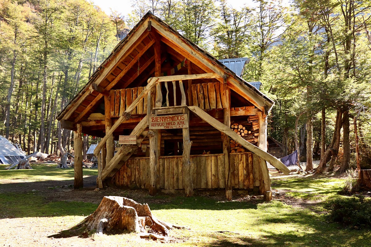 UNA GUIA COMPLETA PARA SUBIR AL REFUGIO HIELO AZUL | by Lirba | Medium