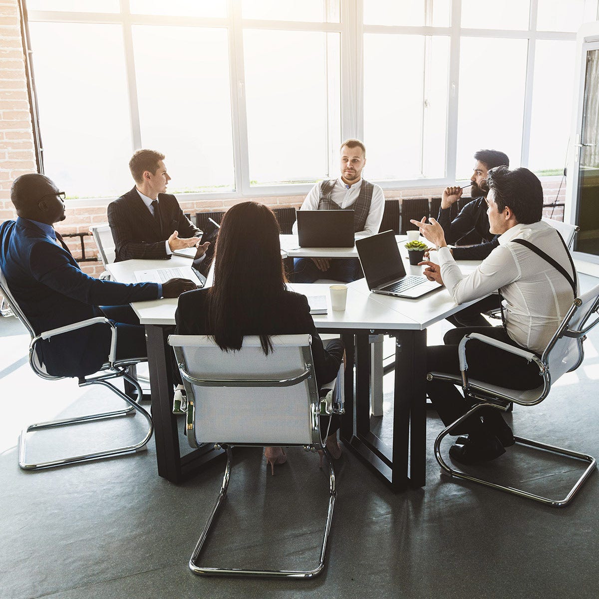 From Confusion to Confidence: A Board Member’s Roadmap to Success | by Saara Issac | Medium