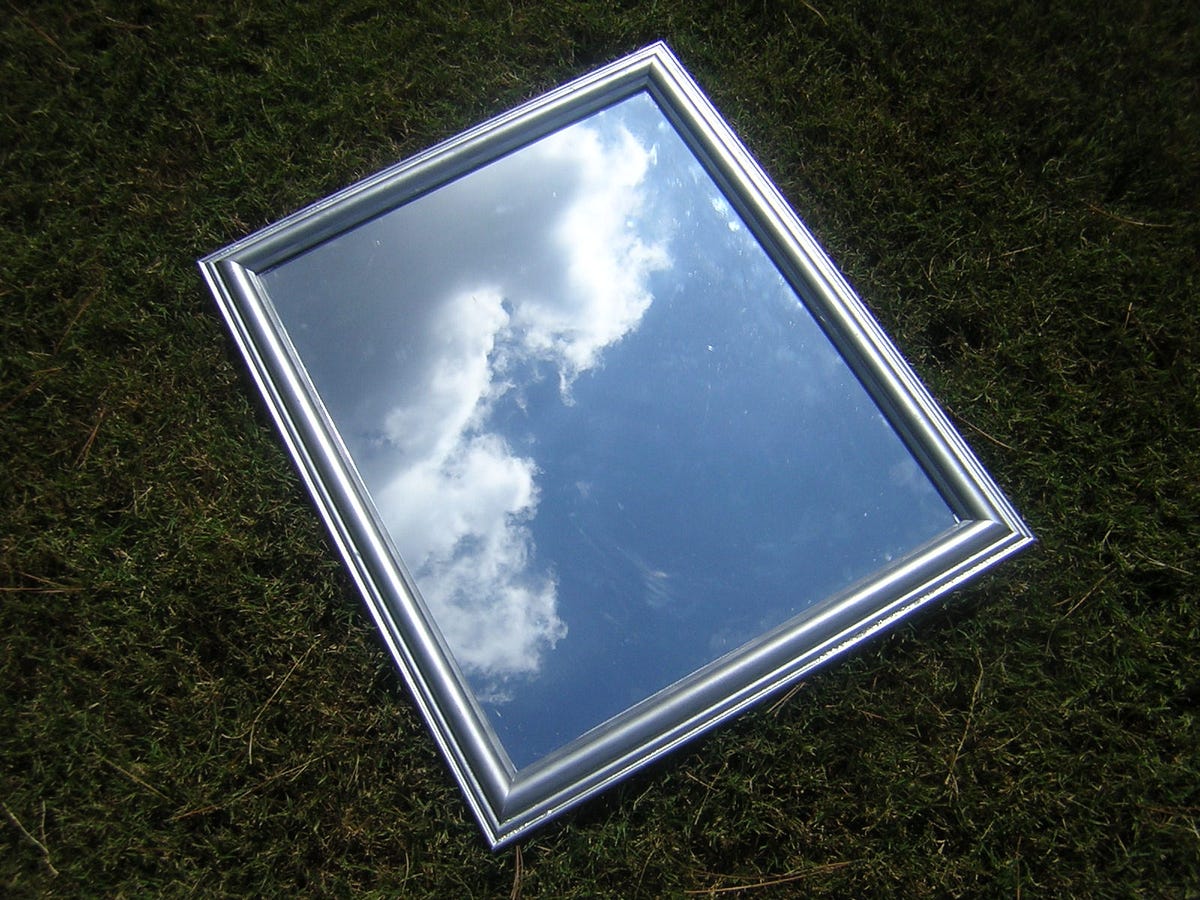 Reflecting the end of Cyberspace: Re-Understanding the web as a mirror ...