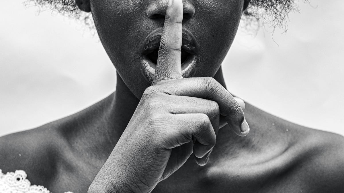 The Power of Silence: The Secret Psychological Weapon for Gaining ...