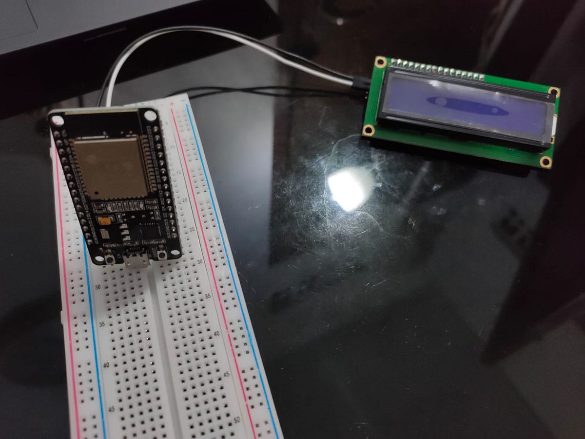 LCD with ESP32 - Zafrandivac - Medium