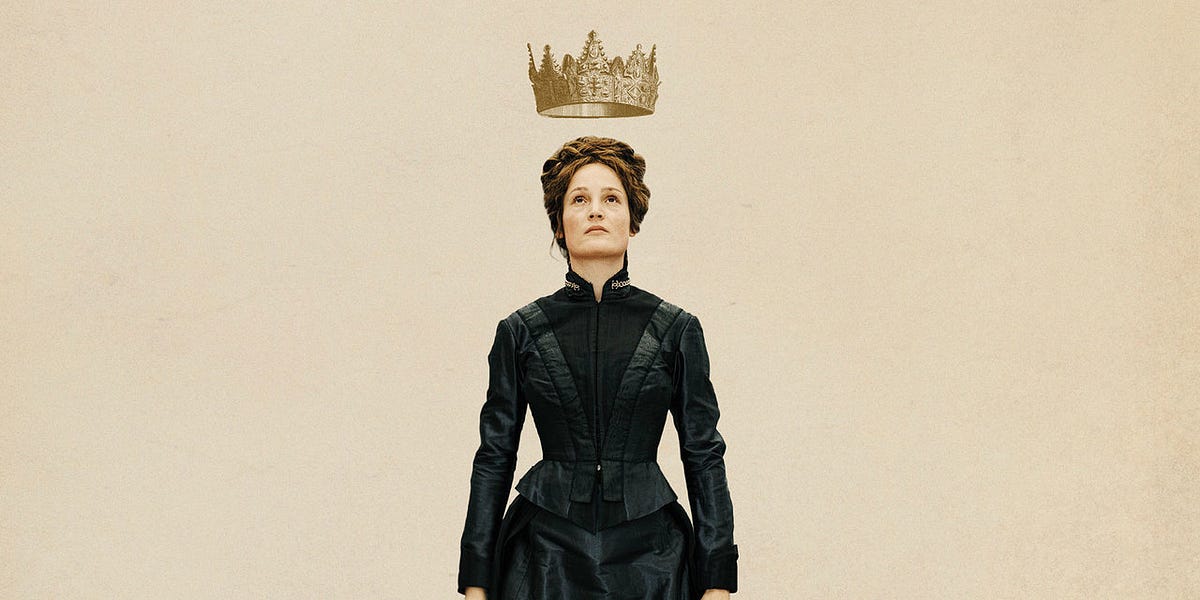 The Empress in Her Lonely Life. Year 2019. At the age of 40, I feel ...