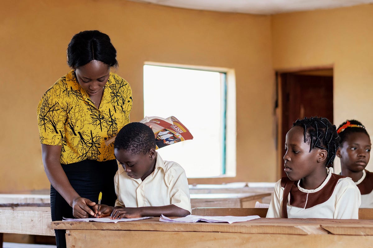 7 Outstanding Qualities of a Christian Teacher | by MARY ABIODUN | Medium