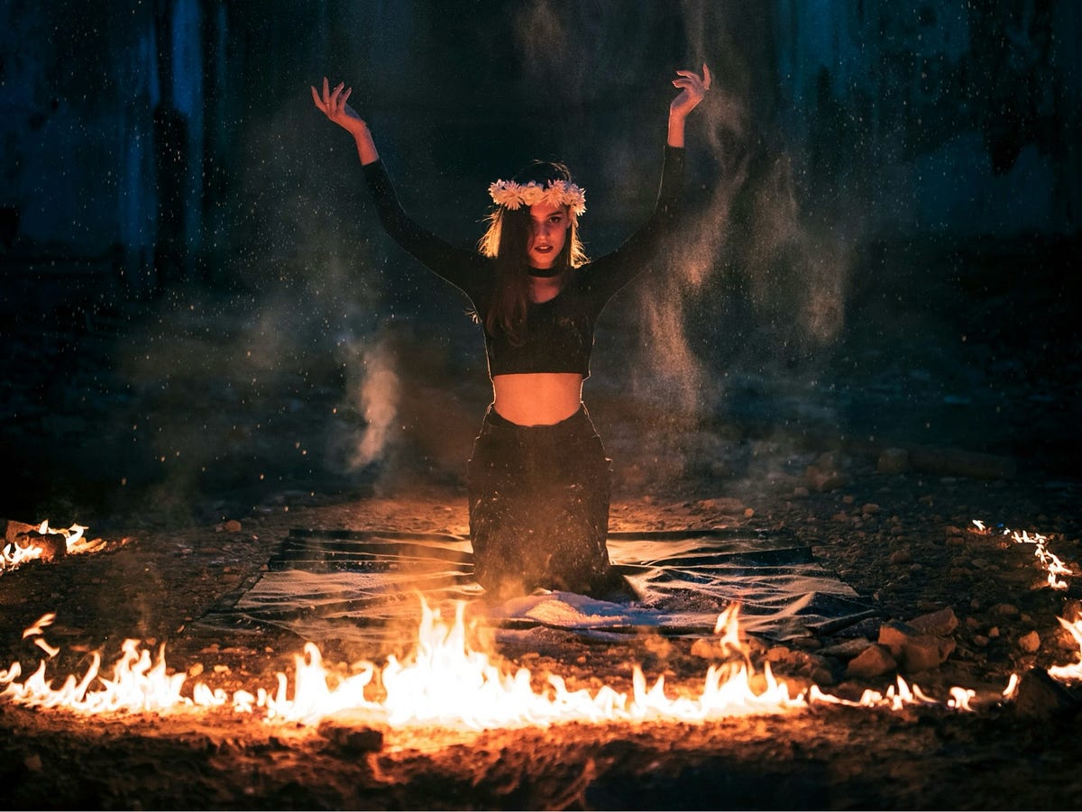 The Algorithm’s Labyrinth: How Digital Extremes Mirror an Ancient Fire ...