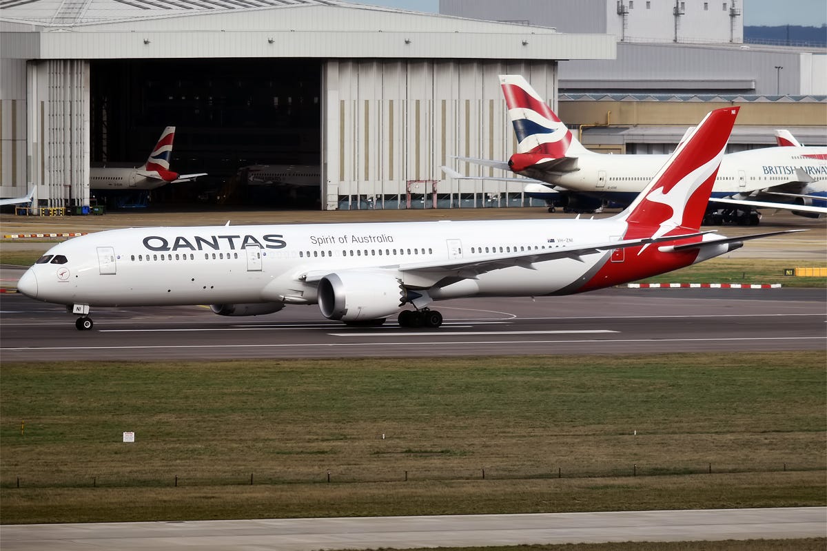 Review: 17 Hours In Qantas Economy Perth to London | Publishous
