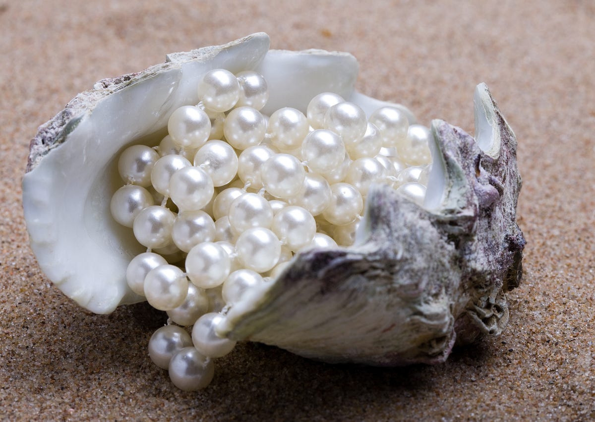 Tips and Tricks on How to Tell Your Pearls Are Real | by Saumya Sharma ...