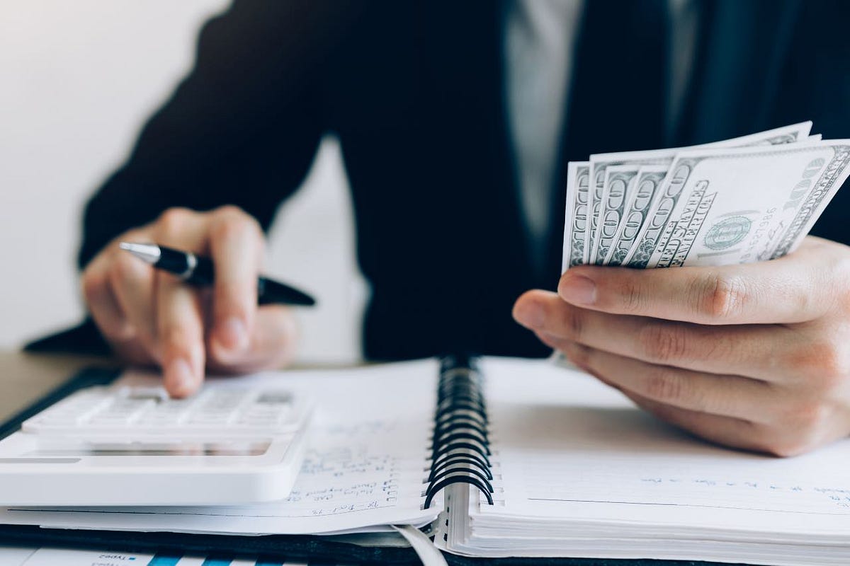 What Are the Risks of Accounts Receivable? | by Addisson Rockwell ...